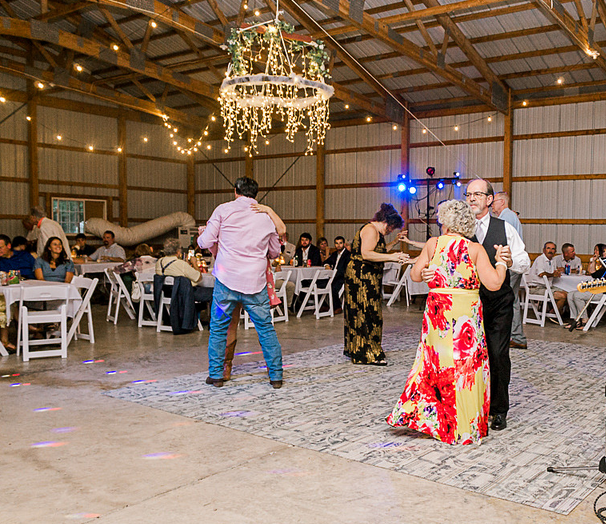 DIY Wedding on the Beautiful Countryside - Brides & Weddings Magazine