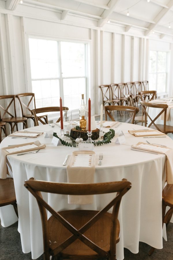 Macy and Cameron's Glamorous Wedding Hidden in the Woods - Brides ...