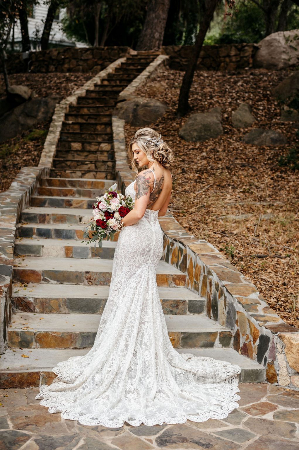 Lacy and Scott's Dreamy Wedding at the Secluded Gardens - Brides ...