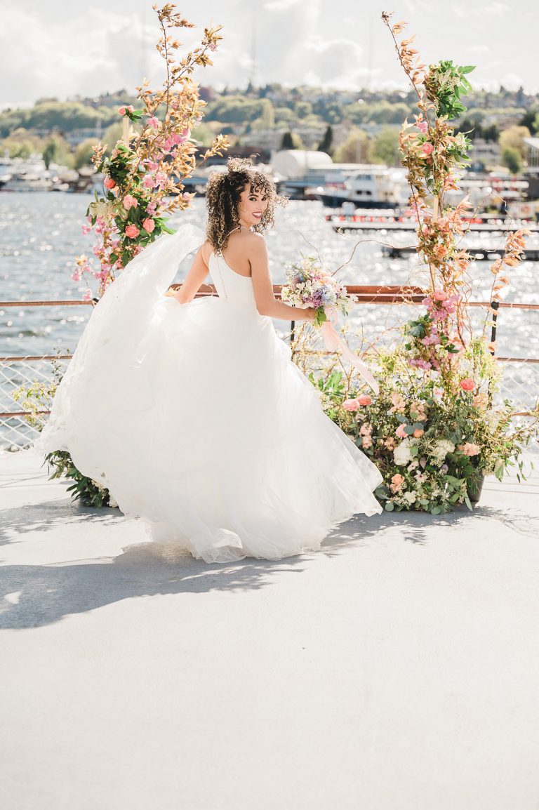 Channelle and Nathaniel's Beautiful and Sunny Boat Wedding - Brides ...