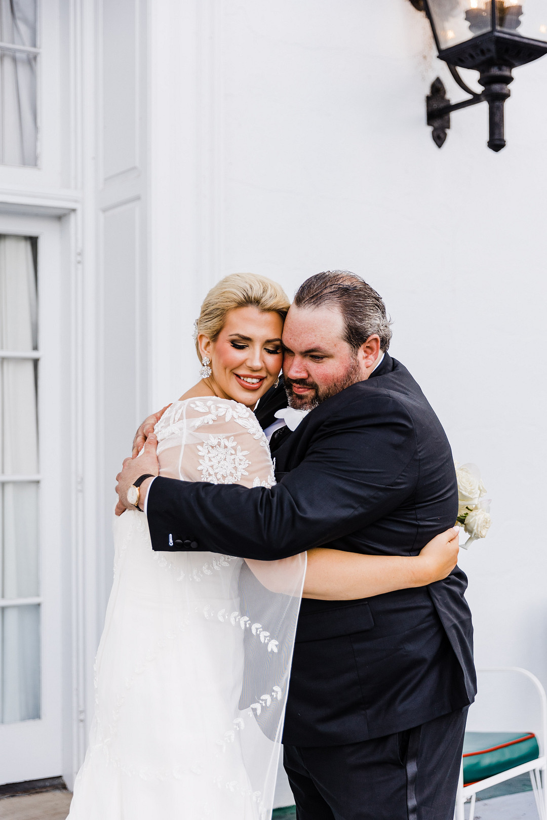 Lora and Ross's Beautiful Southern Wedding - Brides & Weddings Magazine