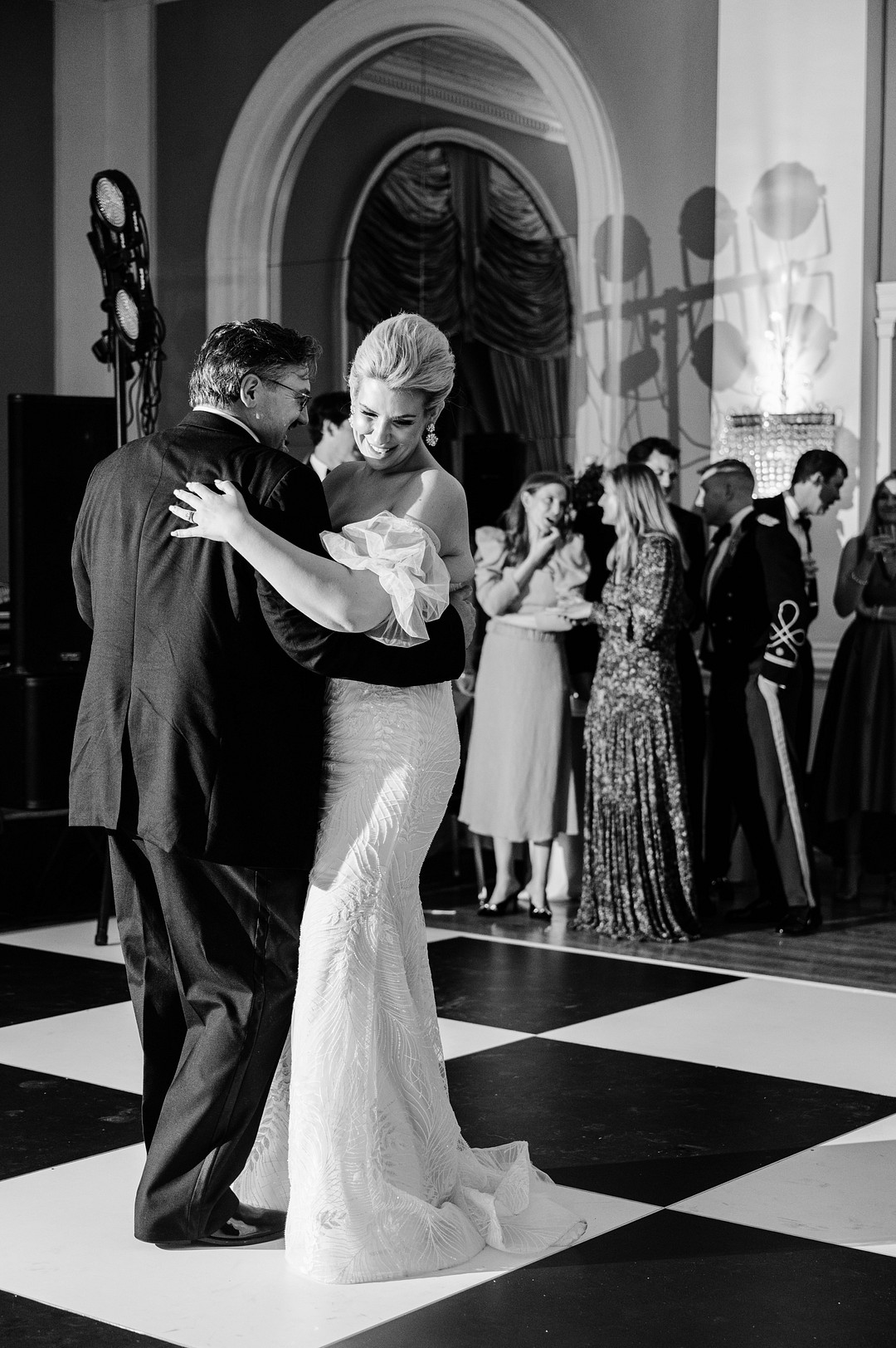 Lora and Ross's Beautiful Southern Wedding - Brides & Weddings Magazine