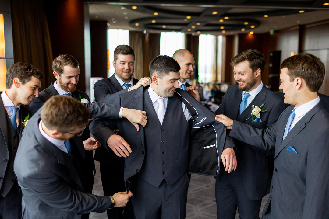 Katie and Pat's Downtown Wedding on the 50th Floor of the IDS Tower ...