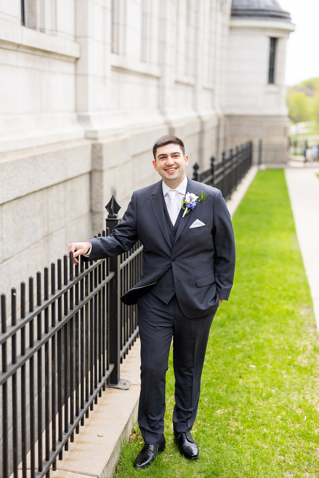 Katie and Pat's Downtown Wedding on the 50th Floor of the IDS Tower ...