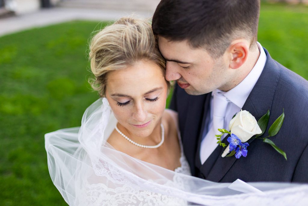 Katie and Pat's Downtown Wedding on the 50th Floor of the IDS Tower ...