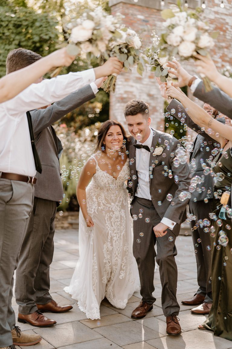 August and Jackson's Simplistic Warehouse Wedding - Brides & Weddings ...