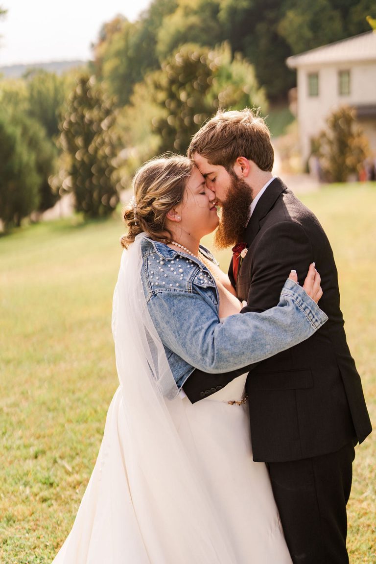 Casey and Brett's Beautiful Wedding at Trinity View Farm - Brides ...