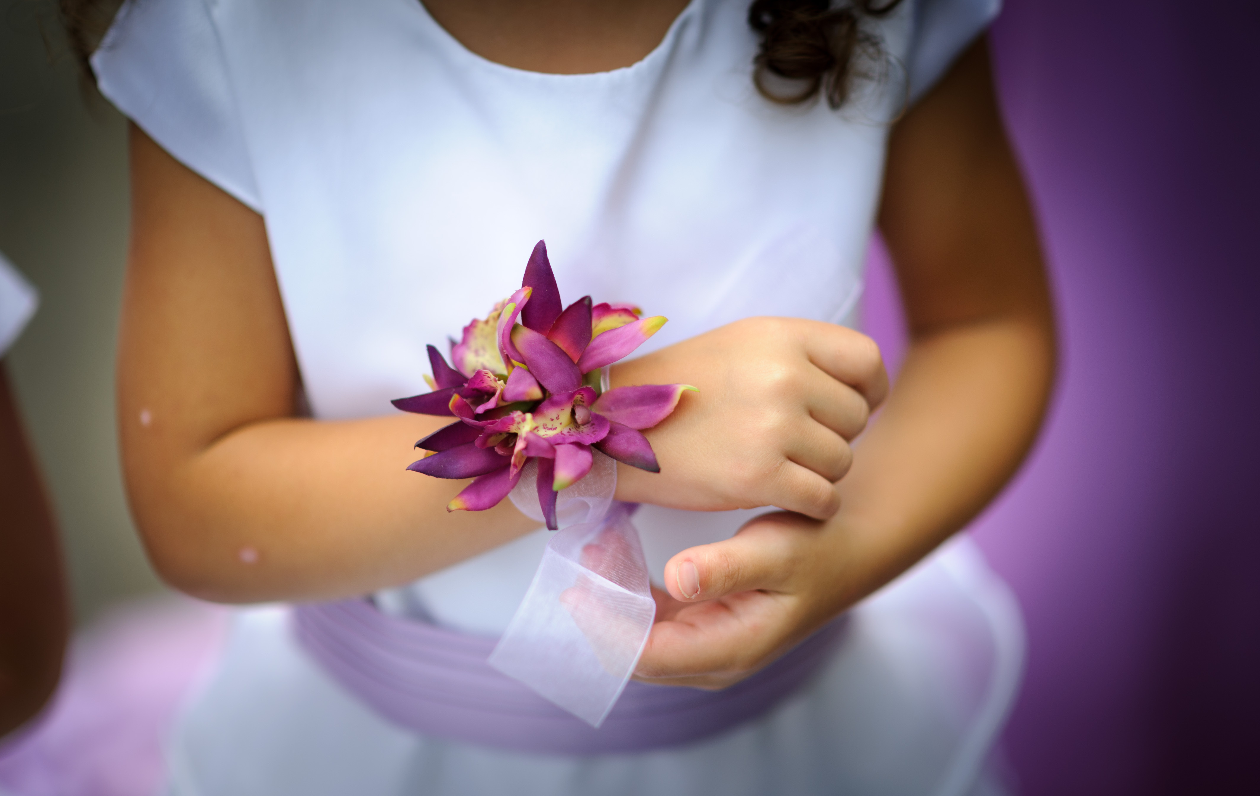 Flower Girl Style Ideas: Basket, Dresses, and Petal Alternatives ...