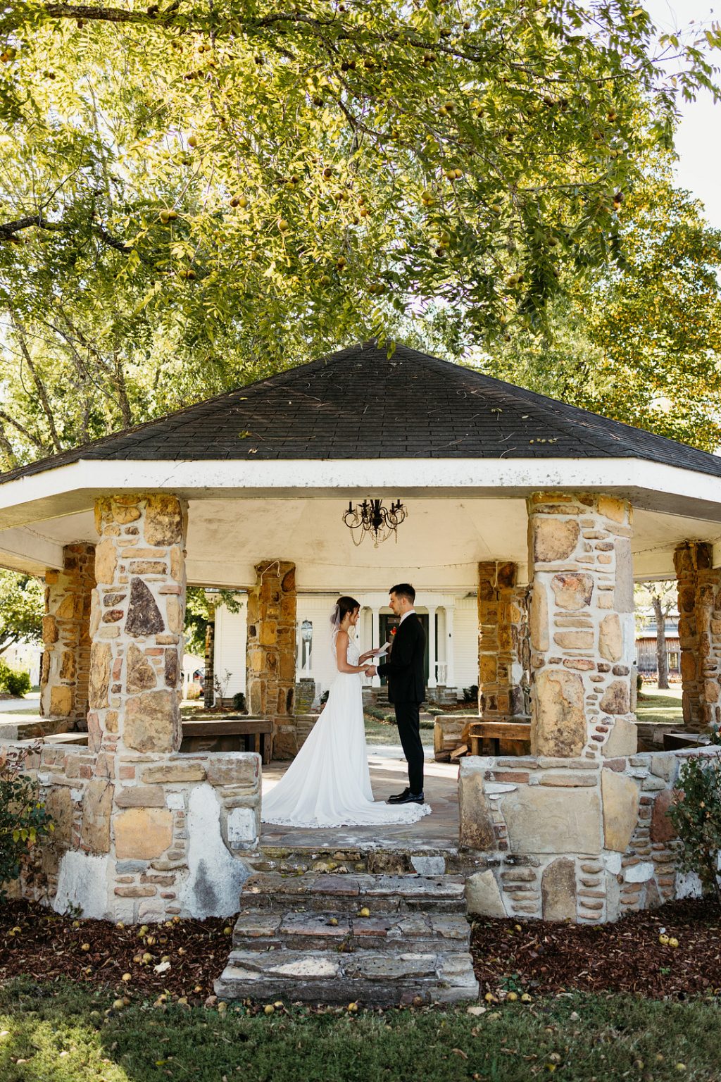 Molly and Jake's Intimate Outdoor Wedding in Nashville - Brides ...