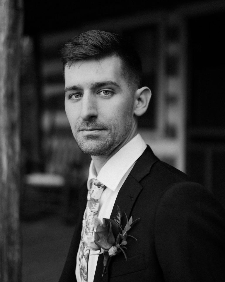 Molly and Jake's Intimate Outdoor Wedding in Nashville - Brides ...