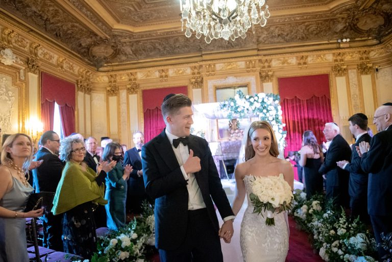 Michelle and Sam's Glam Jewish Wedding at Metropolitan New York Club ...