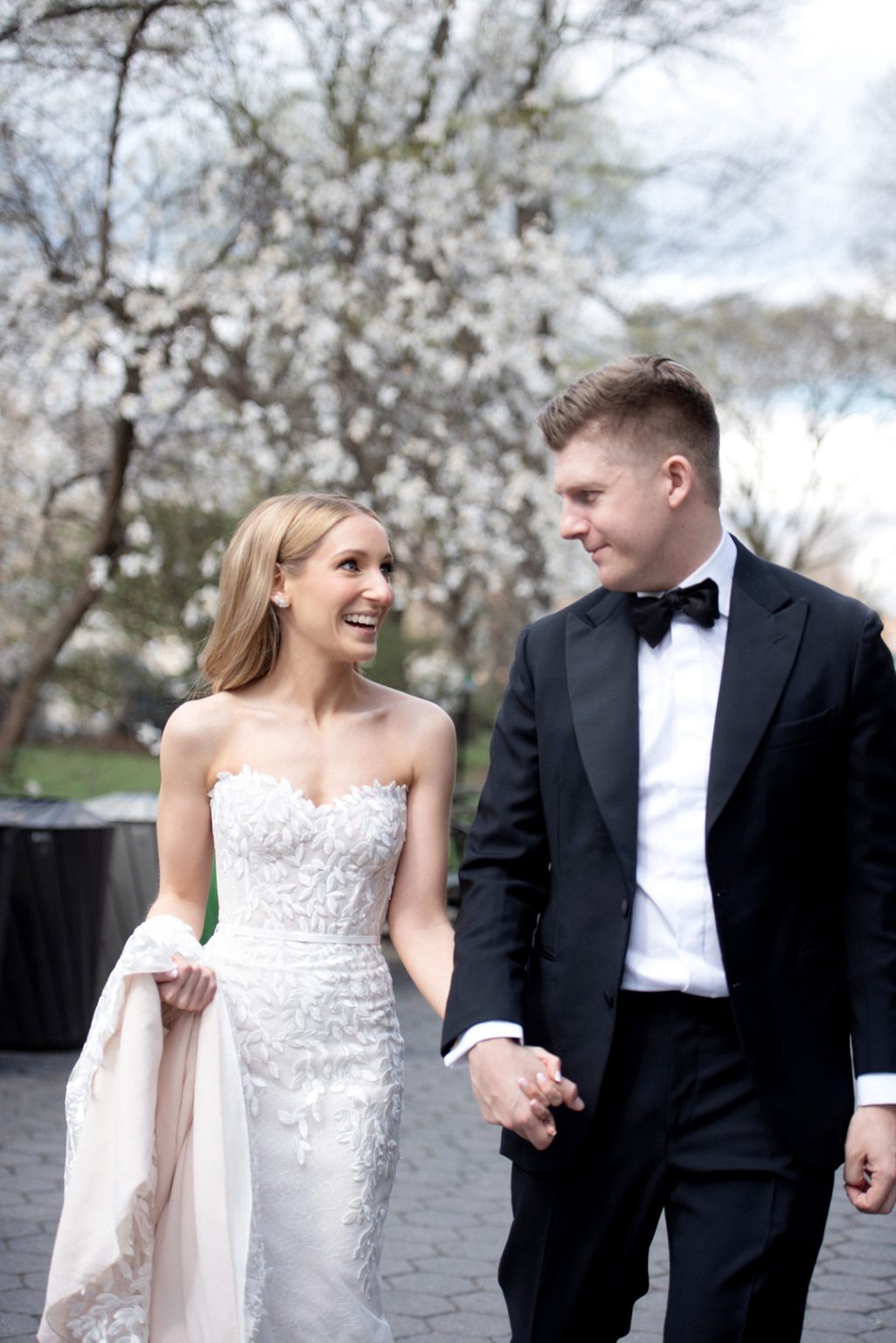 Michelle and Sam's Glam Jewish Wedding at Metropolitan New York Club ...