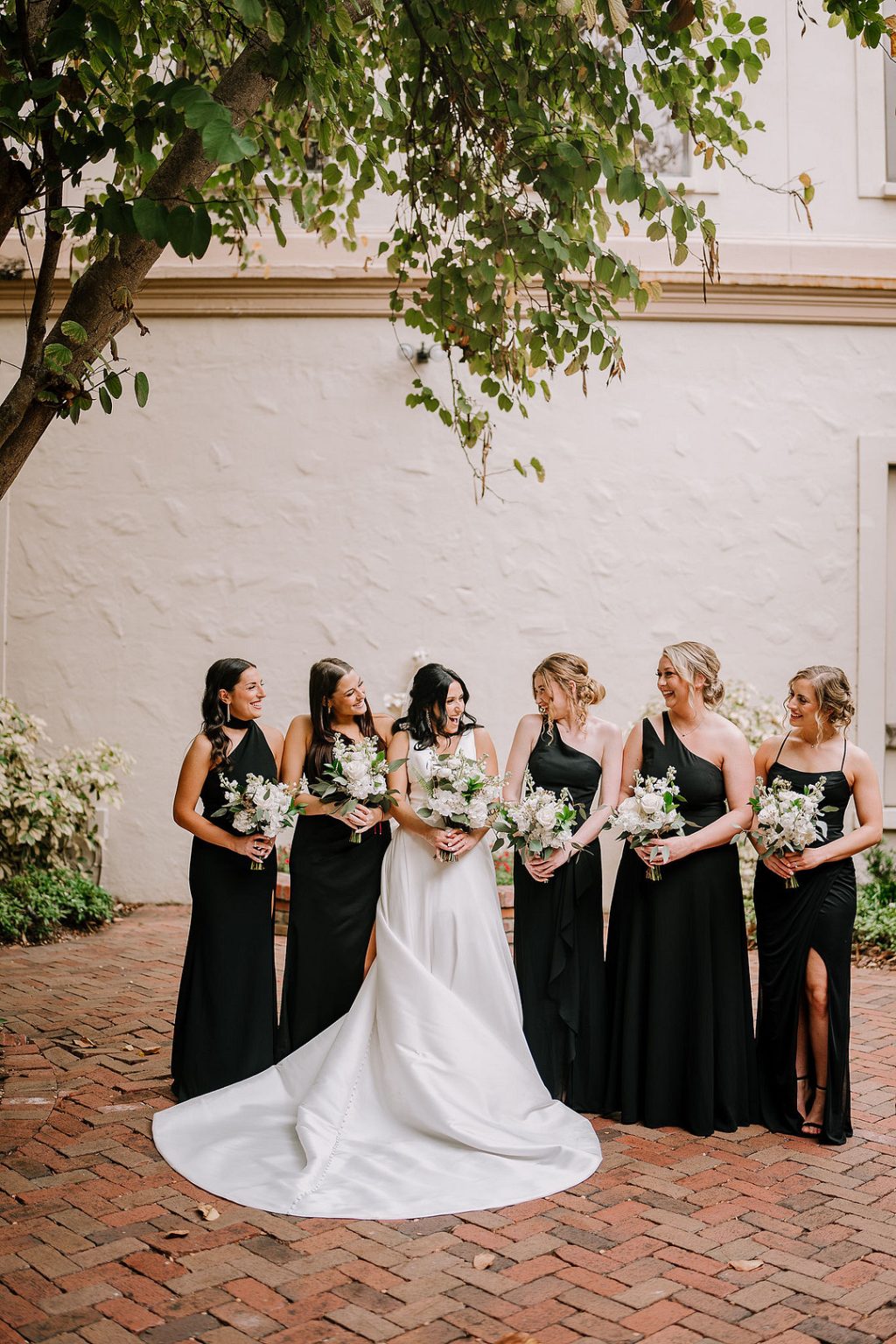 Nicole and Adam's Classic and Timeless Museum Wedding - Brides ...