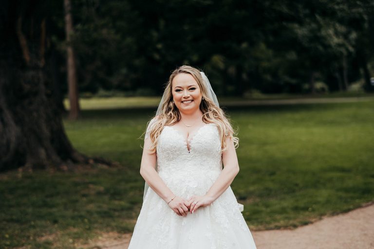 Allison and Dan's Fall Wedding in a Historic Barn - Brides & Weddings ...