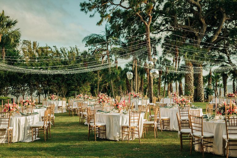 Courtney and William's Elegant Vintage Wedding at the Powel Crosley ...