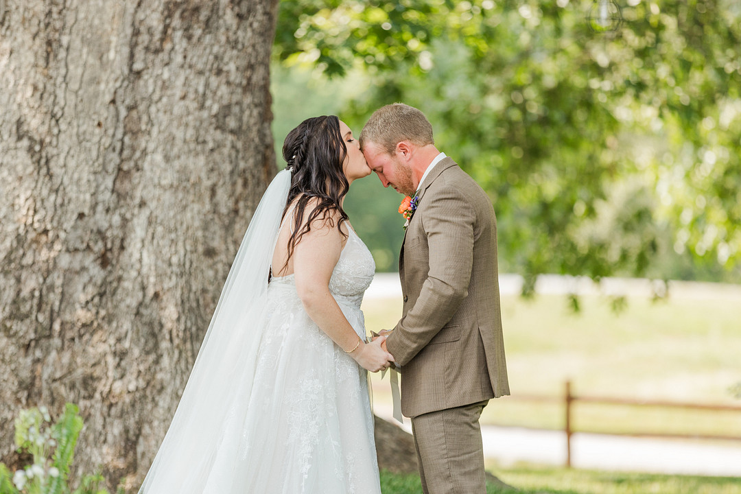 Torie and Samuel's Colorful Southern June Wedding - Brides & Weddings ...