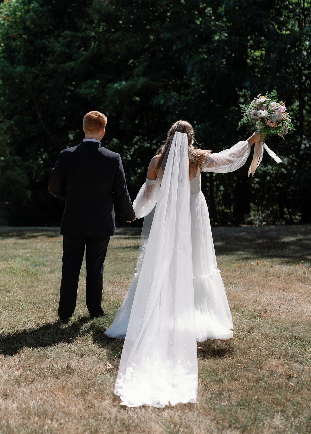 Alison and Nash's 'Lover' Inspired Wedding at Historic Estate - Brides ...