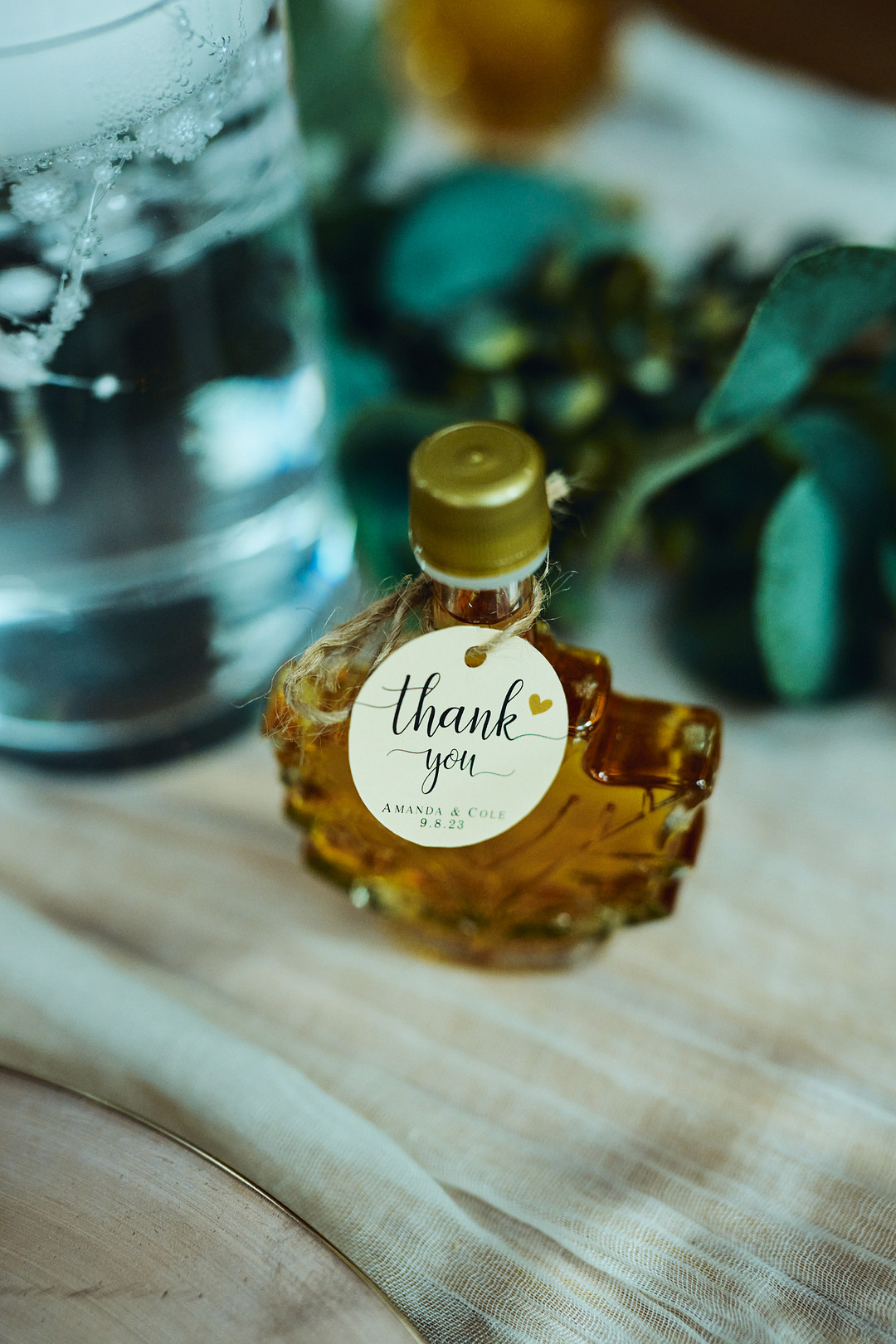 Amanda and Cole's Rustic Romantic Wedding - Brides & Weddings Magazine