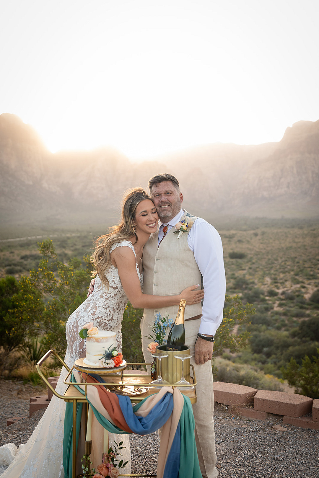 Jessica and Joseph's Classic Las Vegas Elopement at Red Rock Canyon ...