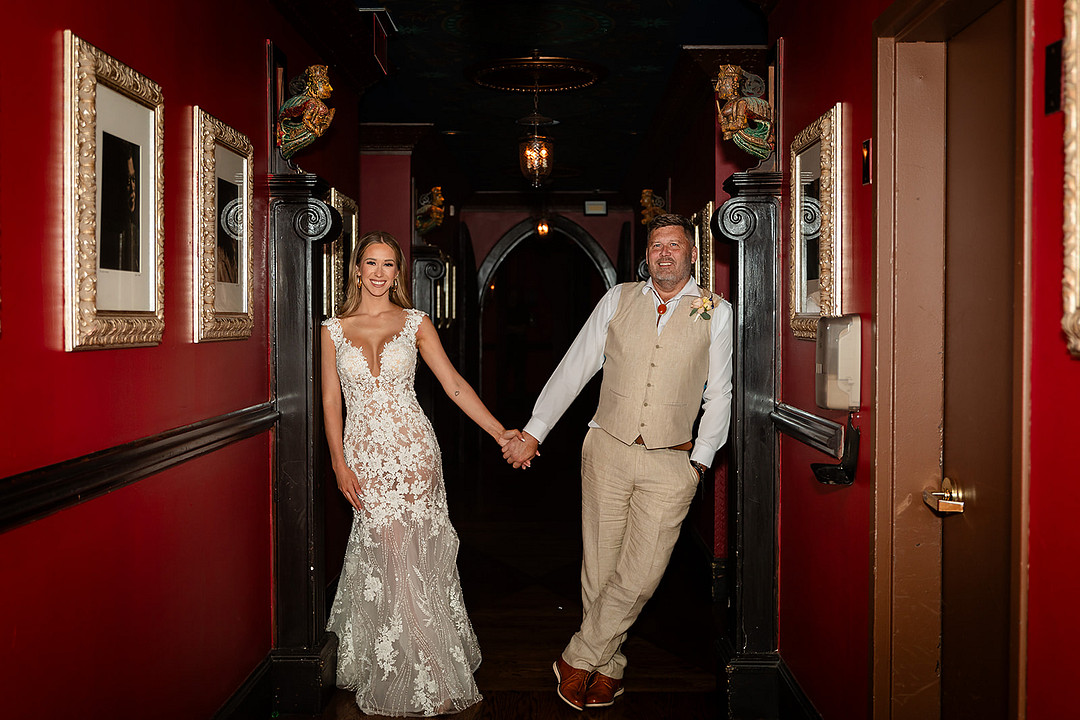 Jessica and Joseph's Classic Las Vegas Elopement at Red Rock Canyon ...