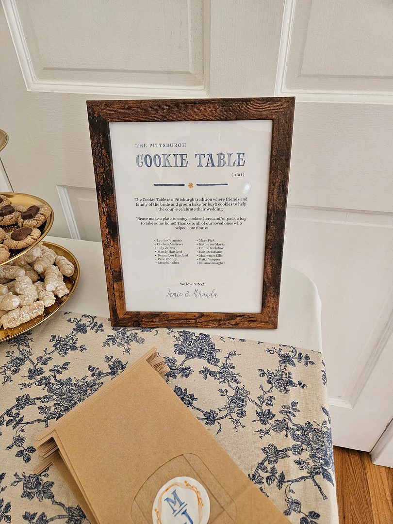 Miranda and Jamie's Wildflower Wedding at Buchanan Hall - Brides ...