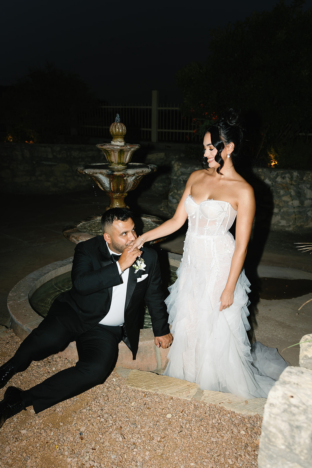 Emily and Victor's White Wildflower Wedding at Villa Antonia - Brides ...