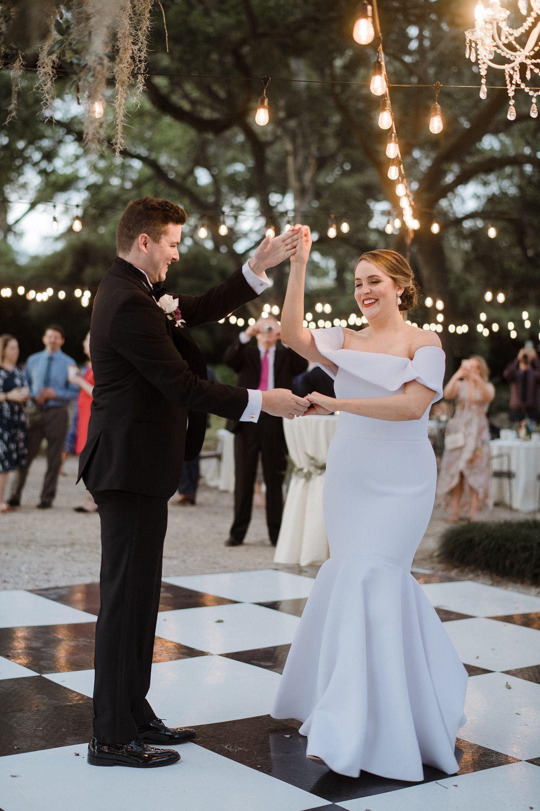 Sarah and Andrew's Long-Awaited Wedding at Rip Van Winkle Gardens ...