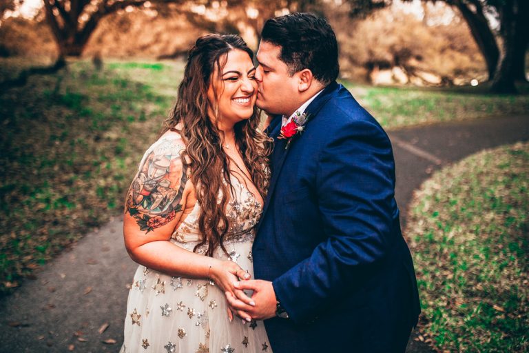 Michelle and Andrew's Dinosaur Wedding at the Orlando Science Center ...