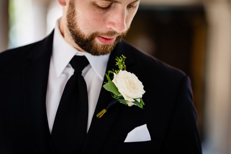 Lindsey and John's Concert Wedding at Tenk West - Brides & Weddings ...