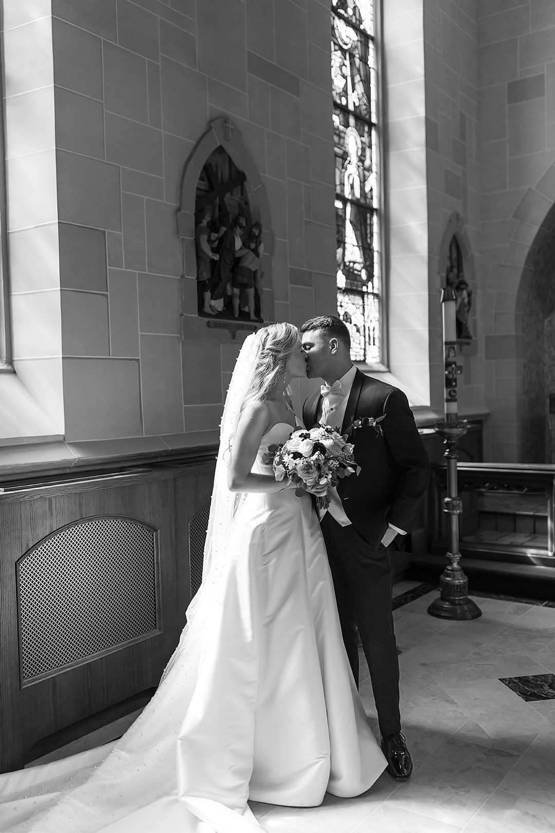 Samantha and Sean's Traditional Church Wedding and Reception in a ...