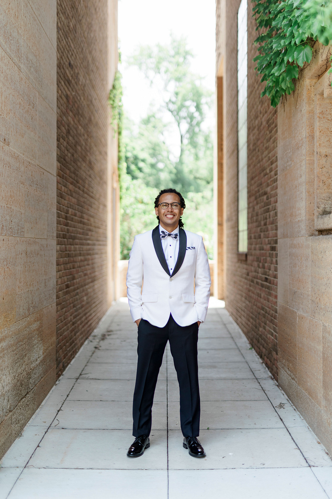 Anna and Kpaku's Multicultural Wedding in a Luxury Hotel - Brides ...