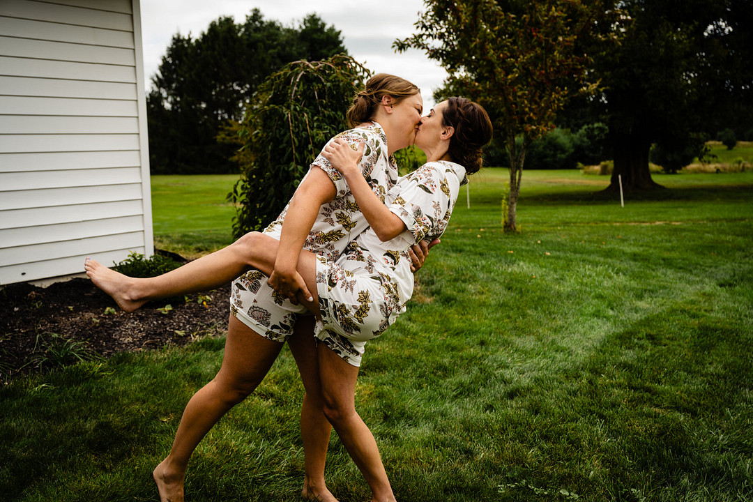 Alex and Haley's Fall Wedding at Buss Farms - Brides & Weddings Magazine