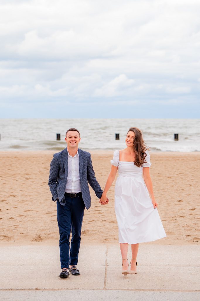 Hannah and Stephen's Windy Engagement at North Avenue Pier - Brides ...