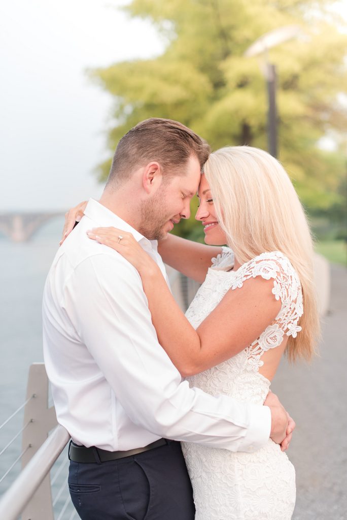 Emily and Brett’s Sunrise Engagement in Washington DC - Brides ...