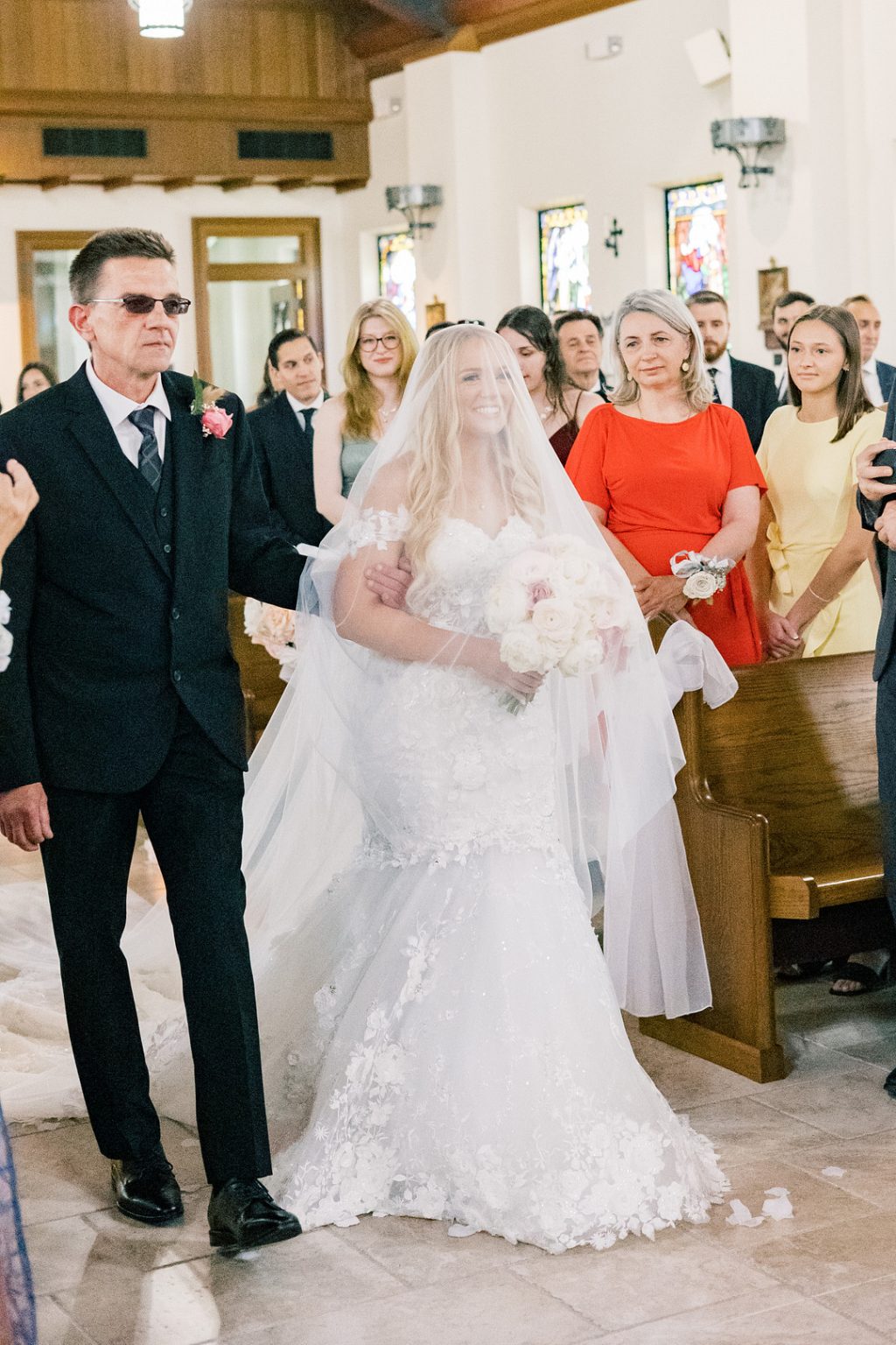 Anna and Ulysses's Beautiful Summer Wedding in the Hamptons - Brides ...