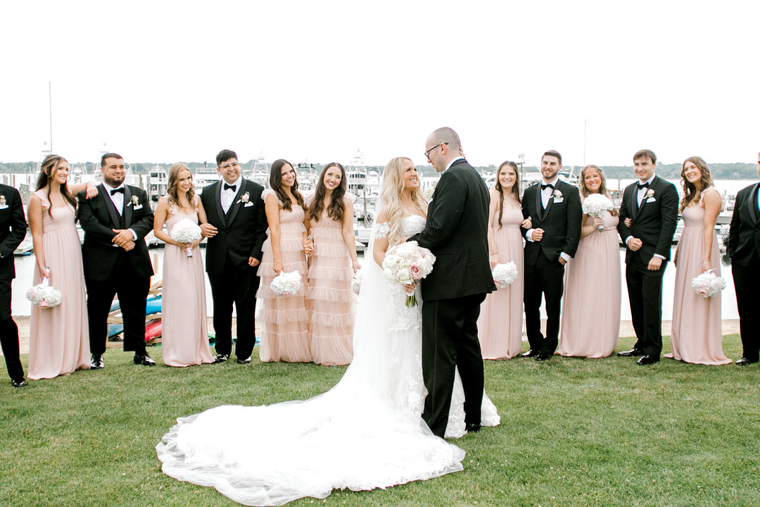 Anna and Ulysses's Beautiful Summer Wedding in the Hamptons - Brides ...