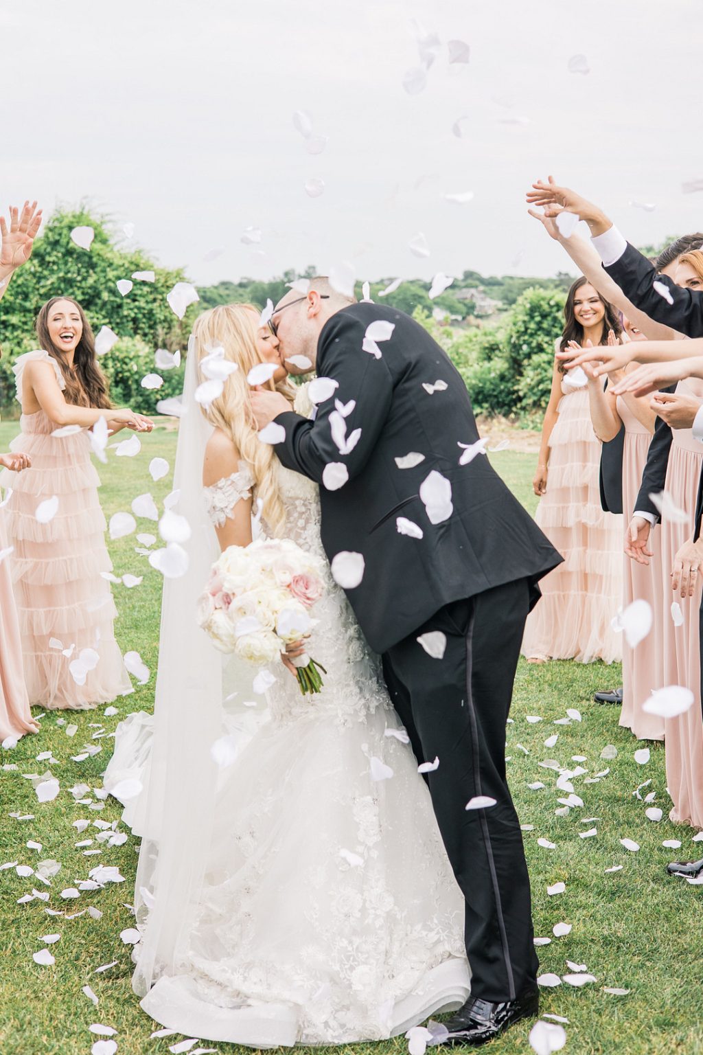 Anna and Ulysses's Beautiful Summer Wedding in the Hamptons - Brides ...