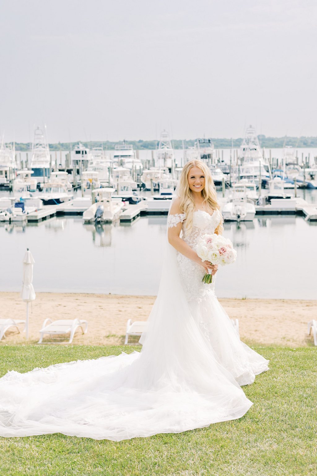 Anna and Ulysses's Beautiful Summer Wedding in the Hamptons - Brides ...