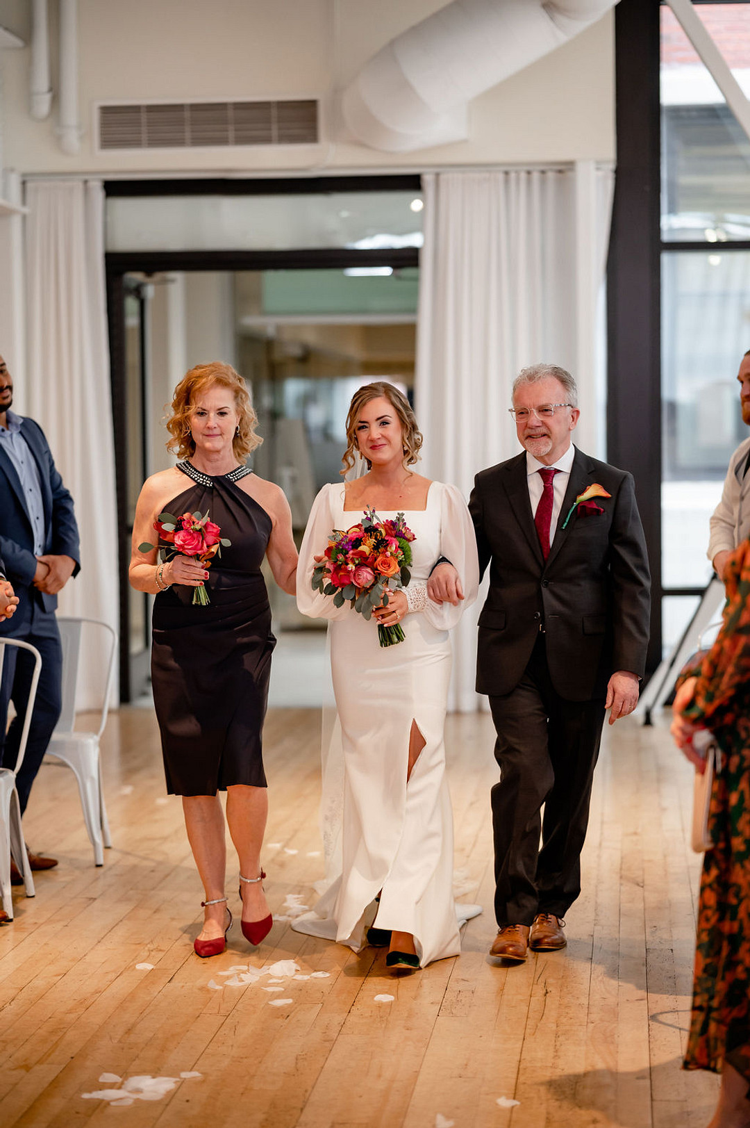 Hannah and John’s Greenhouse Loft Winter Wedding - Brides & Weddings ...