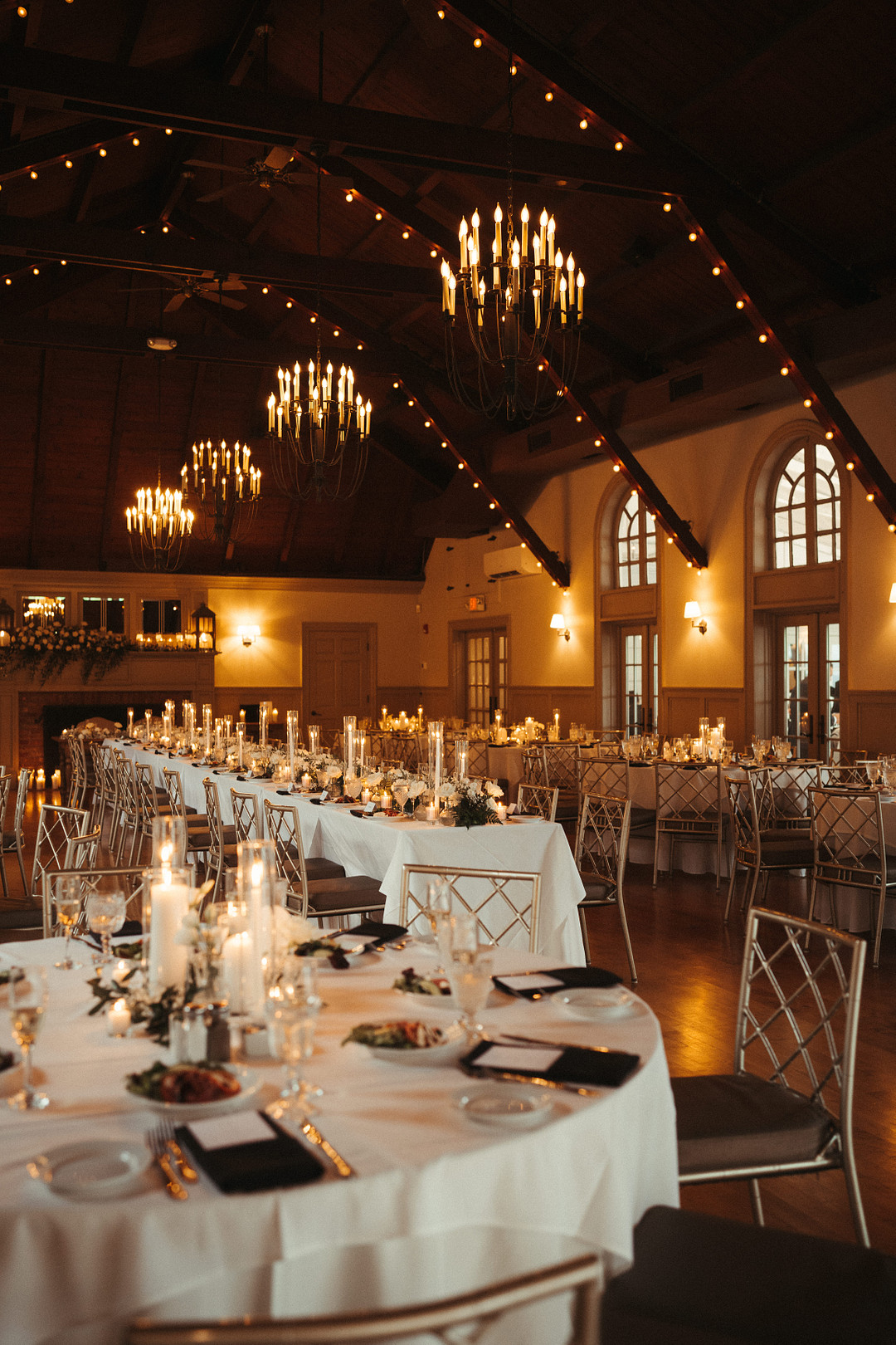 Amanda and Jason's Coastline Wedding at The Old Field Club - Brides ...