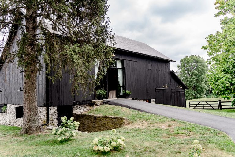 Alyson and Dylan's Beautiful Outdoor Wedding at Cedar Bay Farm - Brides ...