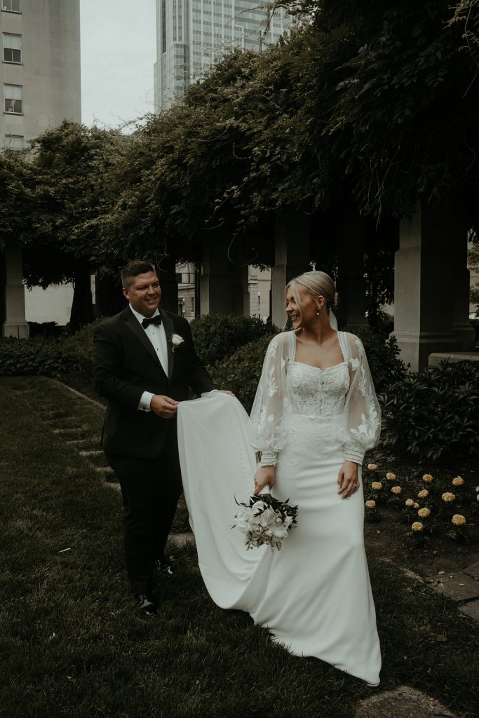 Kayla and Sam's Elegant Wedding in Downtown Cincinnati - Brides ...
