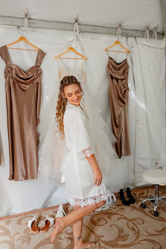 Marissa and Dan's Beautiful Fall Wedding at Stone Mountain Lodge ...
