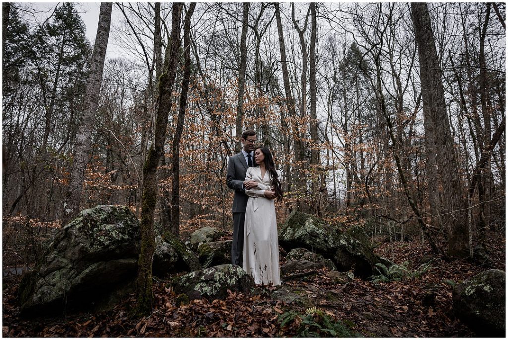 Rebecca and Samuel's Chic Winter Micro Wedding at Chapel in the Hollow ...