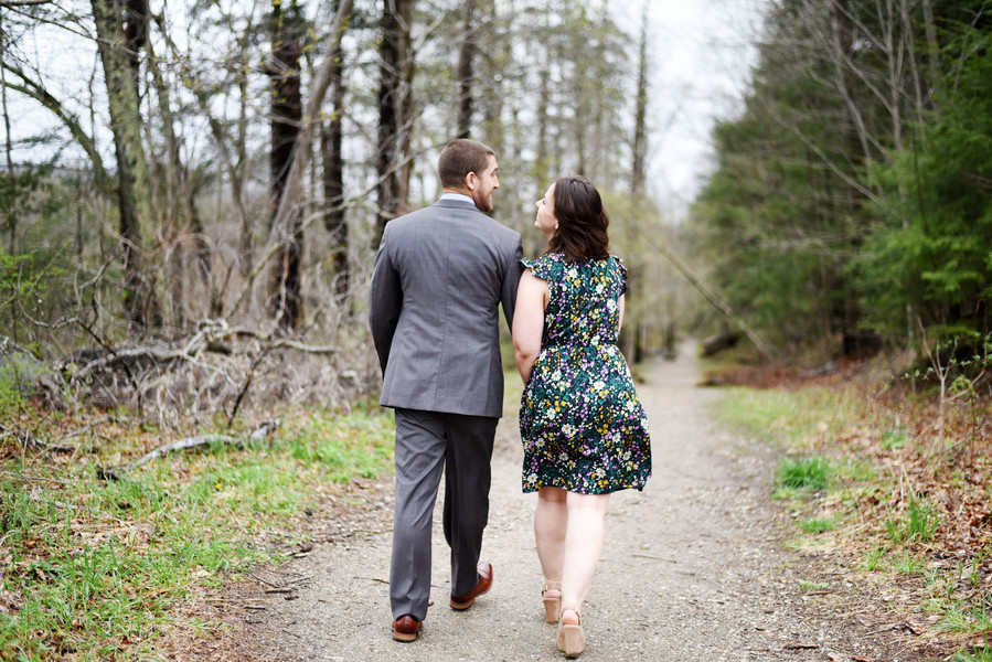 Hannah and Frank's Engagement Shoot at Lovers Leap State Park - Brides ...