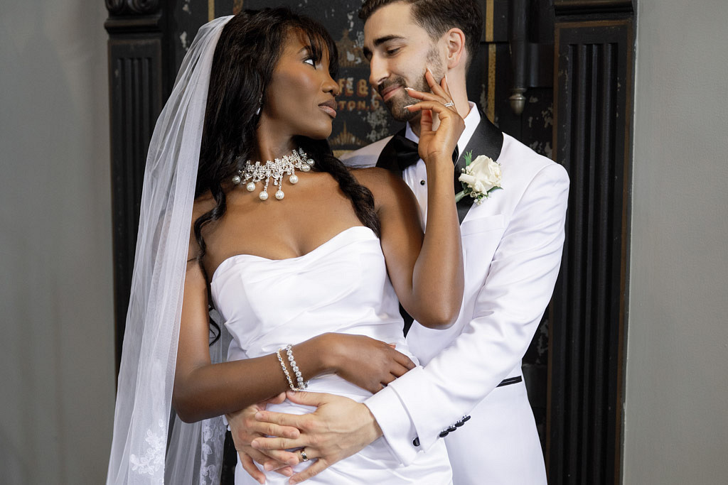 Rania and James's Elegant Love Story Wedding at Historic Courthouse ...