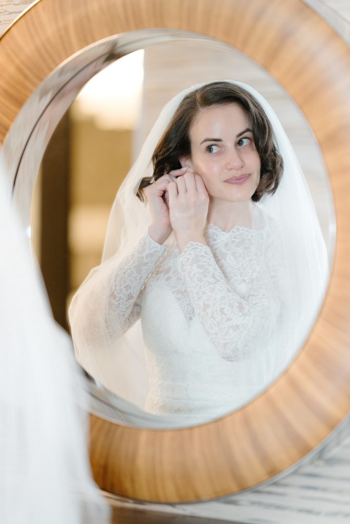 Whitney and Kent’s Intimate and Magical Winter Wedding Weekend in New ...