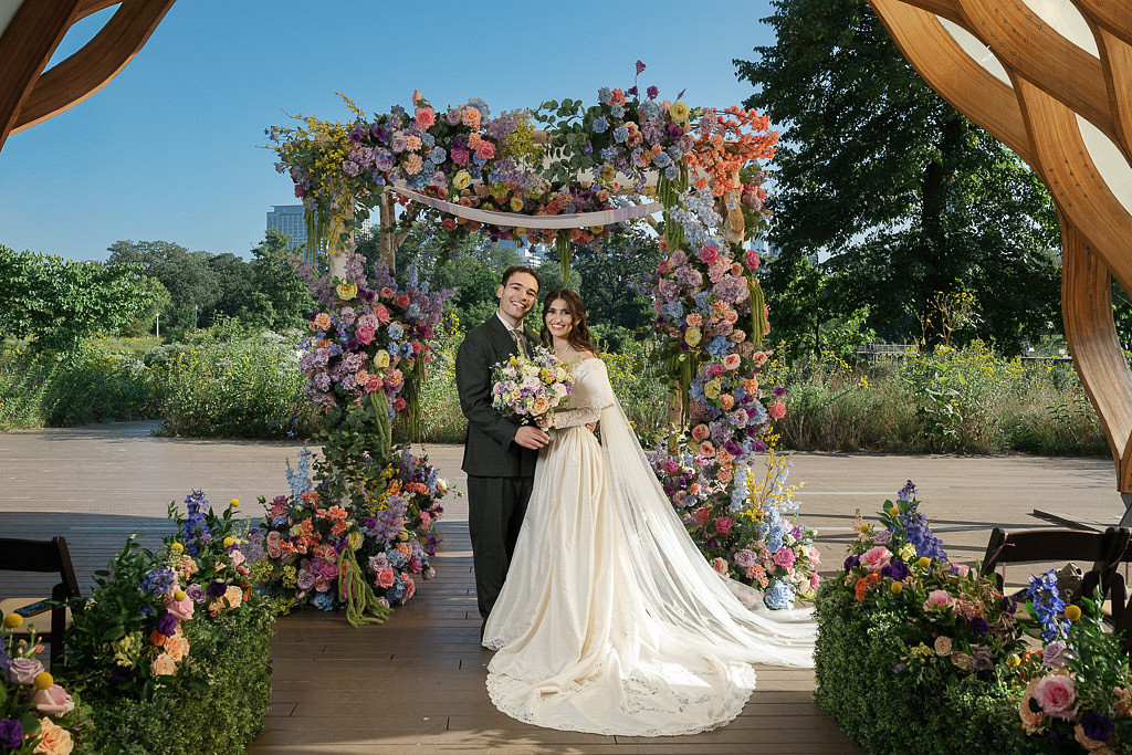 Jessica and Nate’s Intimate and Elegant Wedding at Cafe Brauer - Brides ...