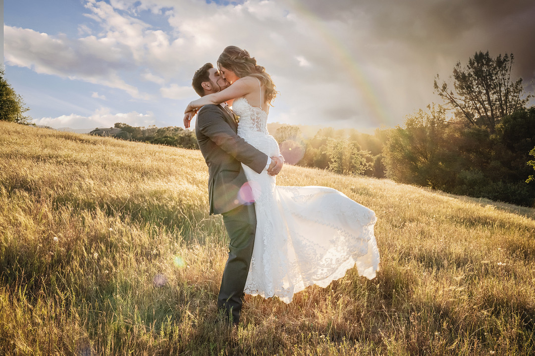 Hailey and James's Rustic Country Wedding at The Spanish R - Brides ...