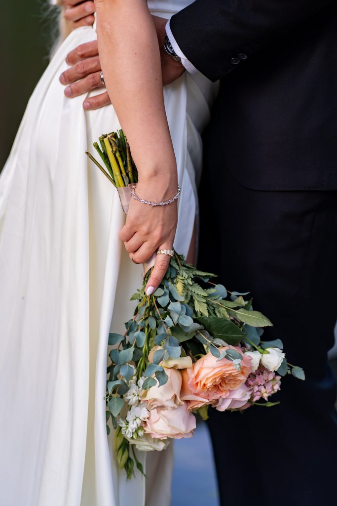 Dreamy and Romantic Rowboat Wedding Styled Shoot on the Lake - Brides ...